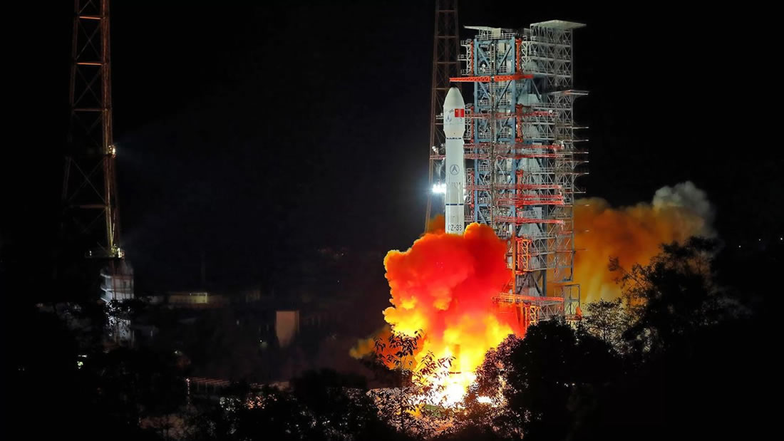 China Lanza Su Misión Para Aterrizar Al Otro Lado De La Luna Cosmic